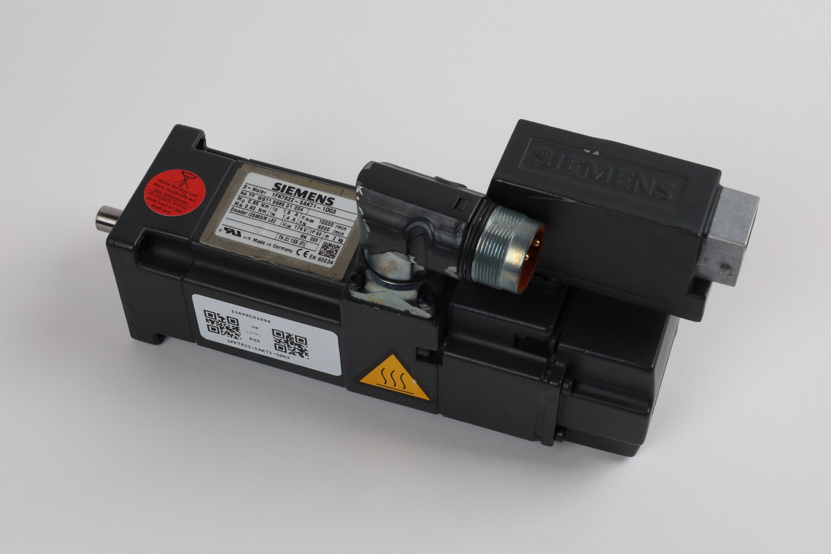 1FK7022-5AK71-1DG3 Repasovaný - DREAMland PLC